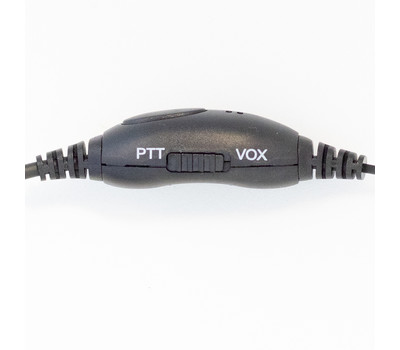 Motorola PMLN6531A Flexible Ear Receiver with PTT/VOX: PMLN6531